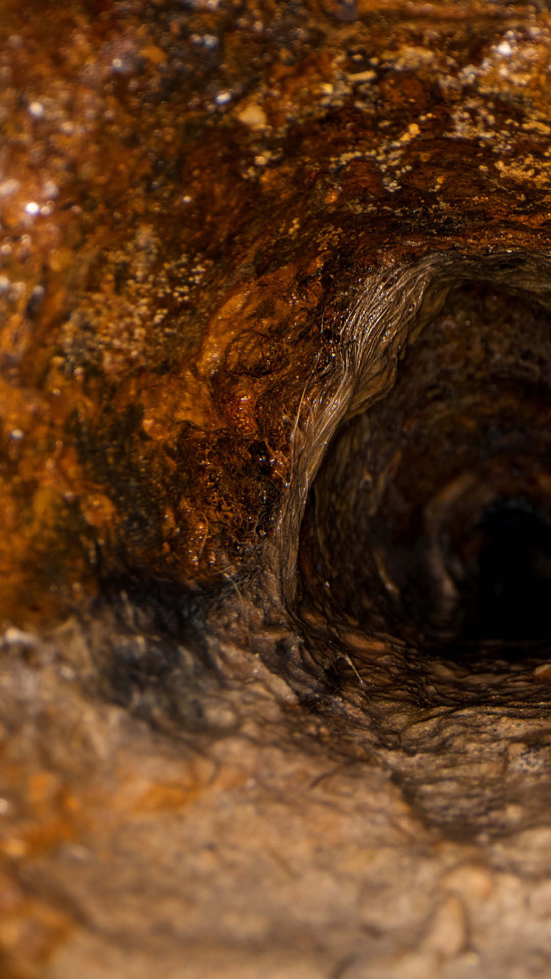 Rust in water: dangerous or not?